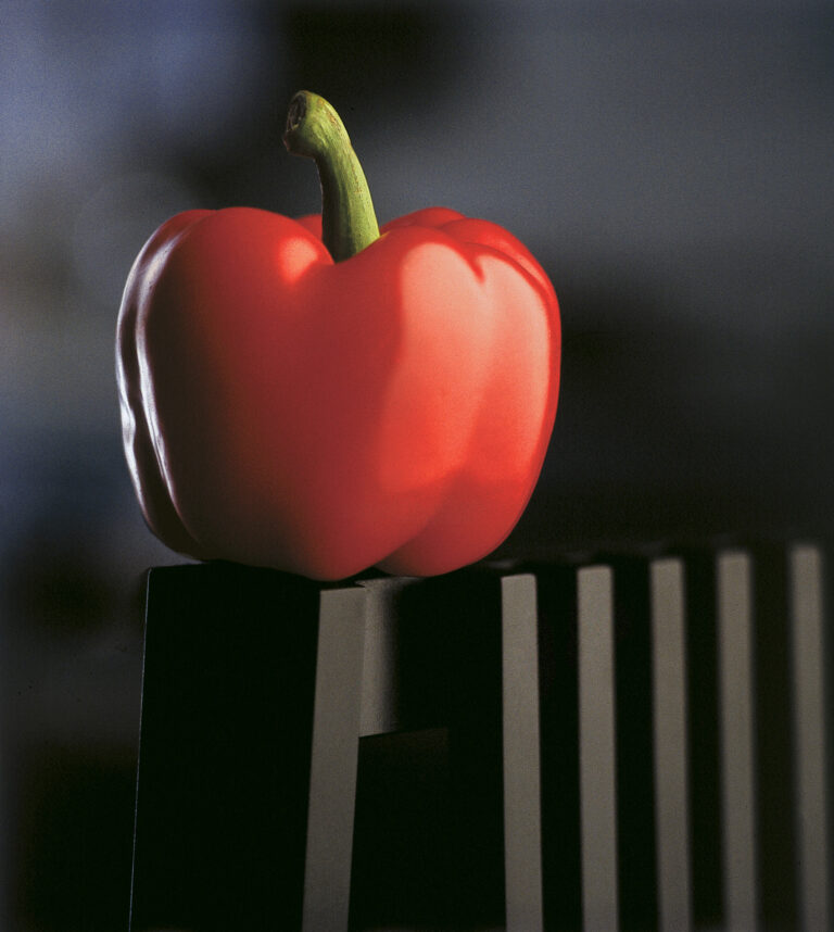 Big Red: Lighting Shiny Objects—Shaping With Highlights (Specular ...